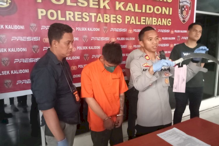 Ngeri! Konvoi Sambil Bawa Celurit, Tiga Remaja di Palembang Ditangkap ... Ngeri! Konvoi Sambil Bawa Celurit, Tiga Remaja di Palembang Ditangkap ...