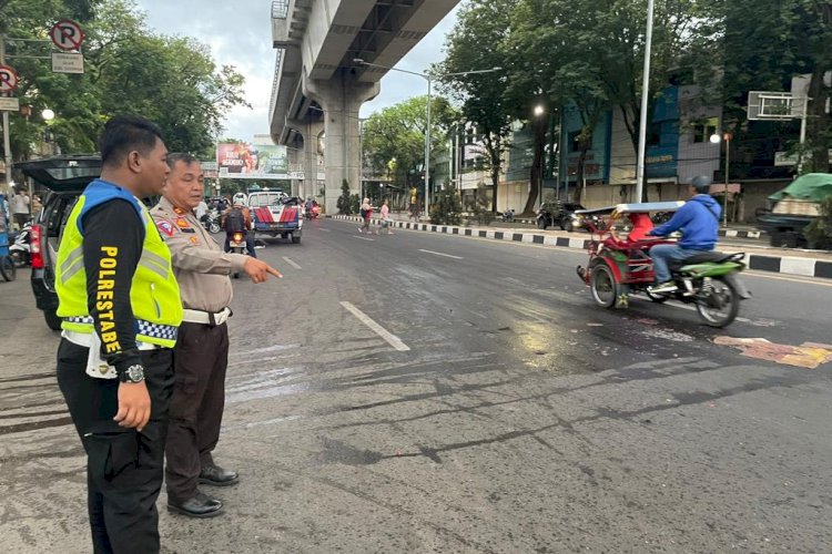 Ngebut hingga Hilang Kendali, Pengendara Motor Suzuki GSX Tewas Usai ... Ngebut hingga Hilang Kendali, Pengendara Motor Suzuki GSX Tewas Usai ...